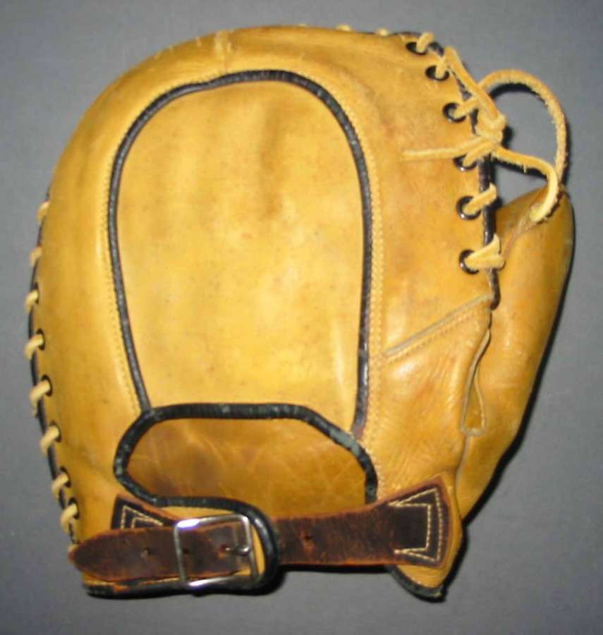 Lou Fonseca JC Higgins Back | Base Mitts | JC Higgins | Baseball Glove ...