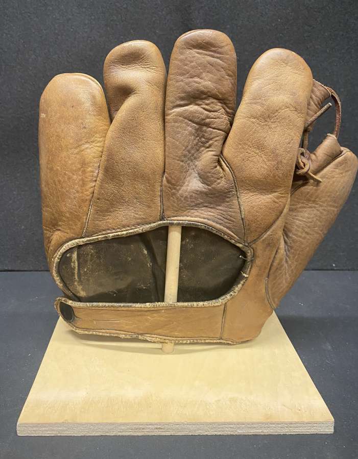 Eddie Rommel Pennant K450 Back | Pennant | Baseball Glove Collector ...